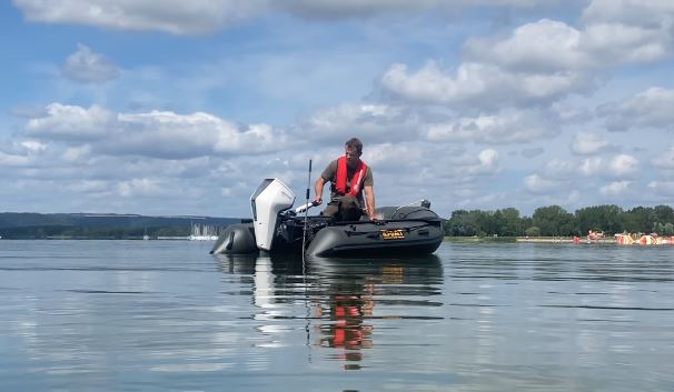 Super Strong iBoat 2.60m Extra strong inflatable boat for adventurers ...